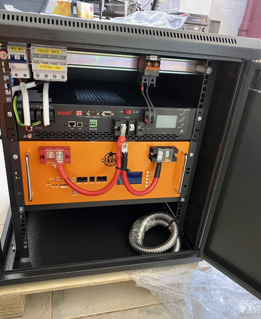 Perfect - Revov Cube All-In-One Backup System ChillNet Pty Ltd